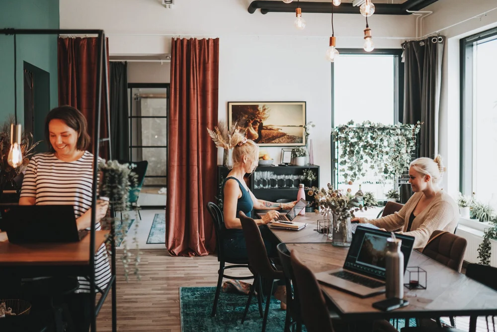 Creativeco - yhteisöllinen ja inspiroiva työtila