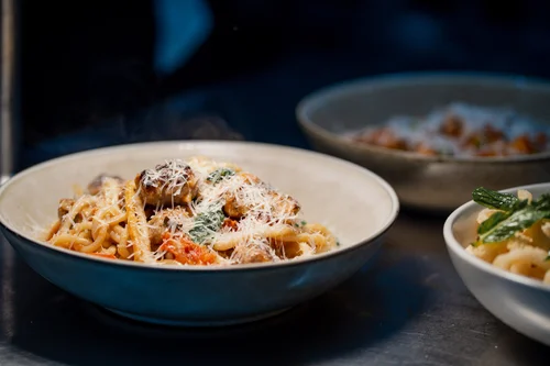 Monti Bar and Restaurant