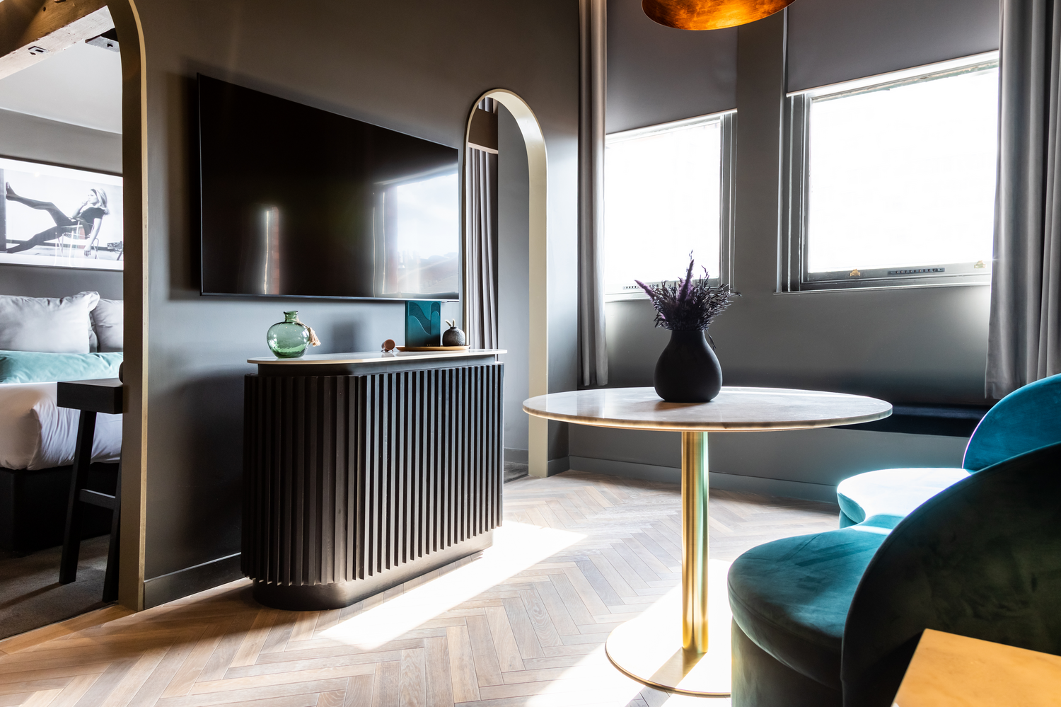 Accommodation — Velvet