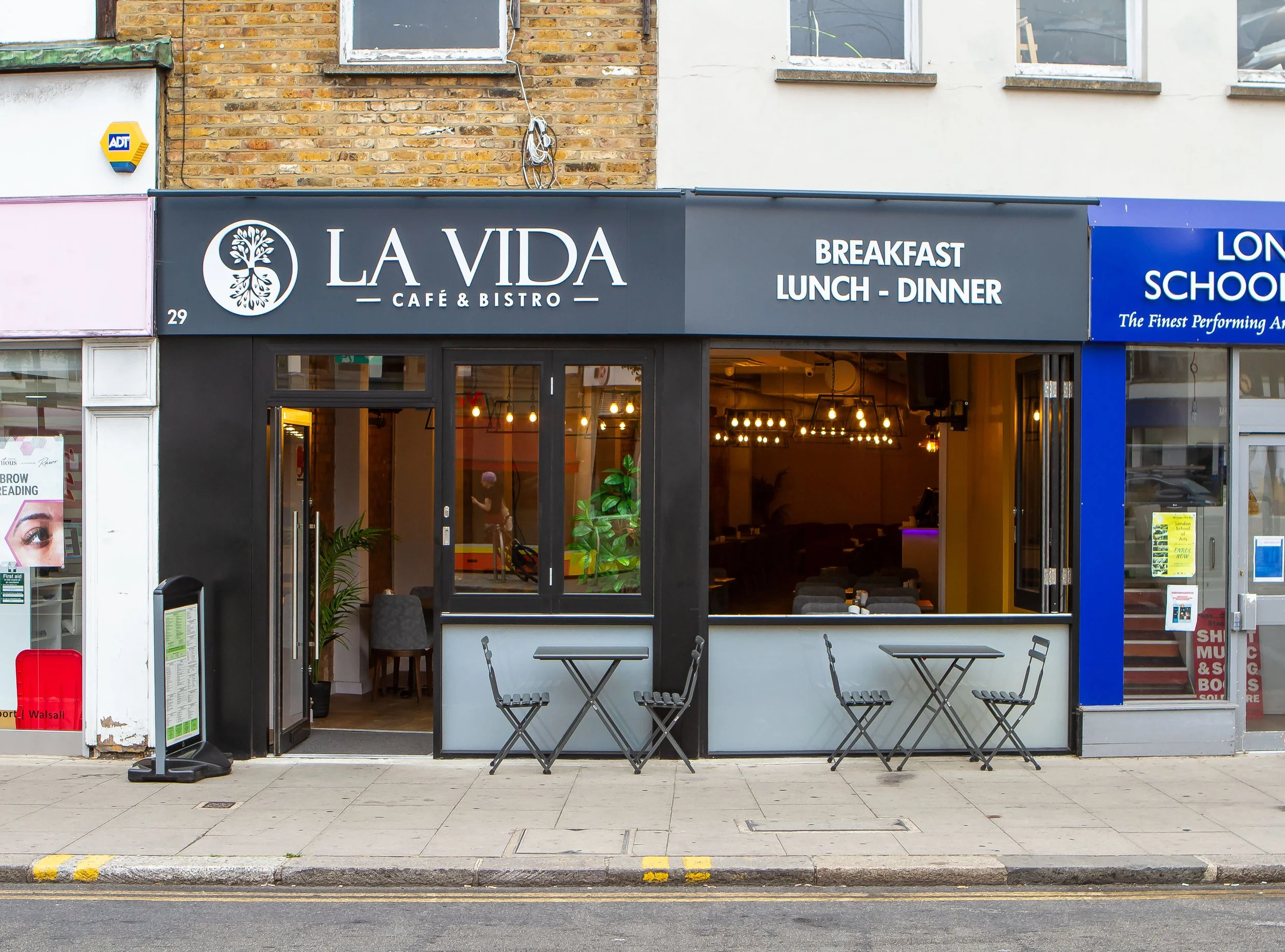 La Vida Restaurant