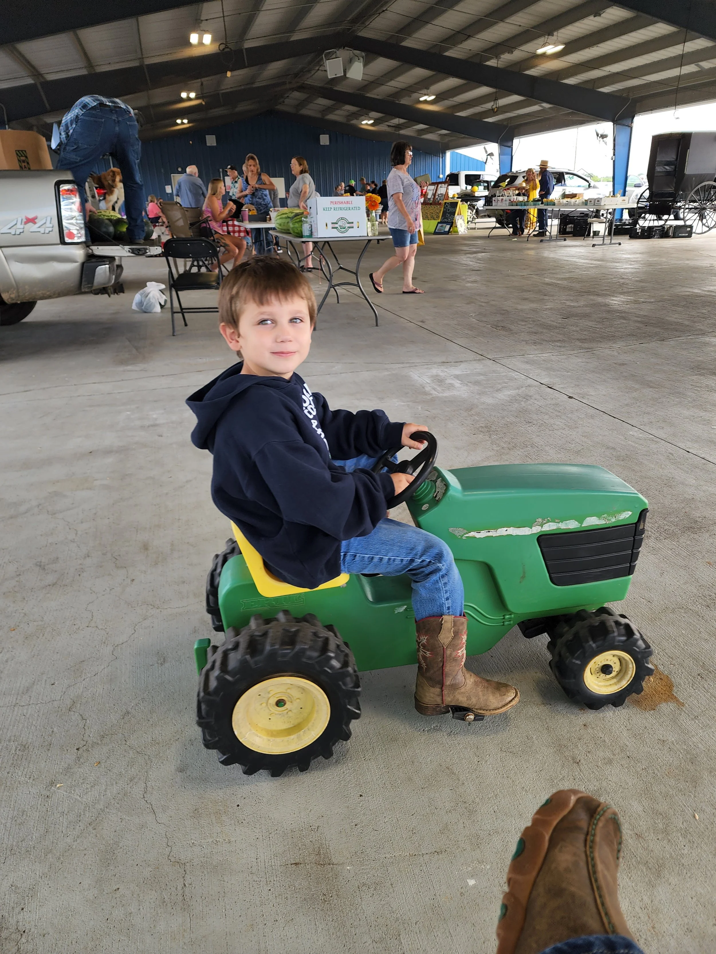 About — Holloway Cattle Company
