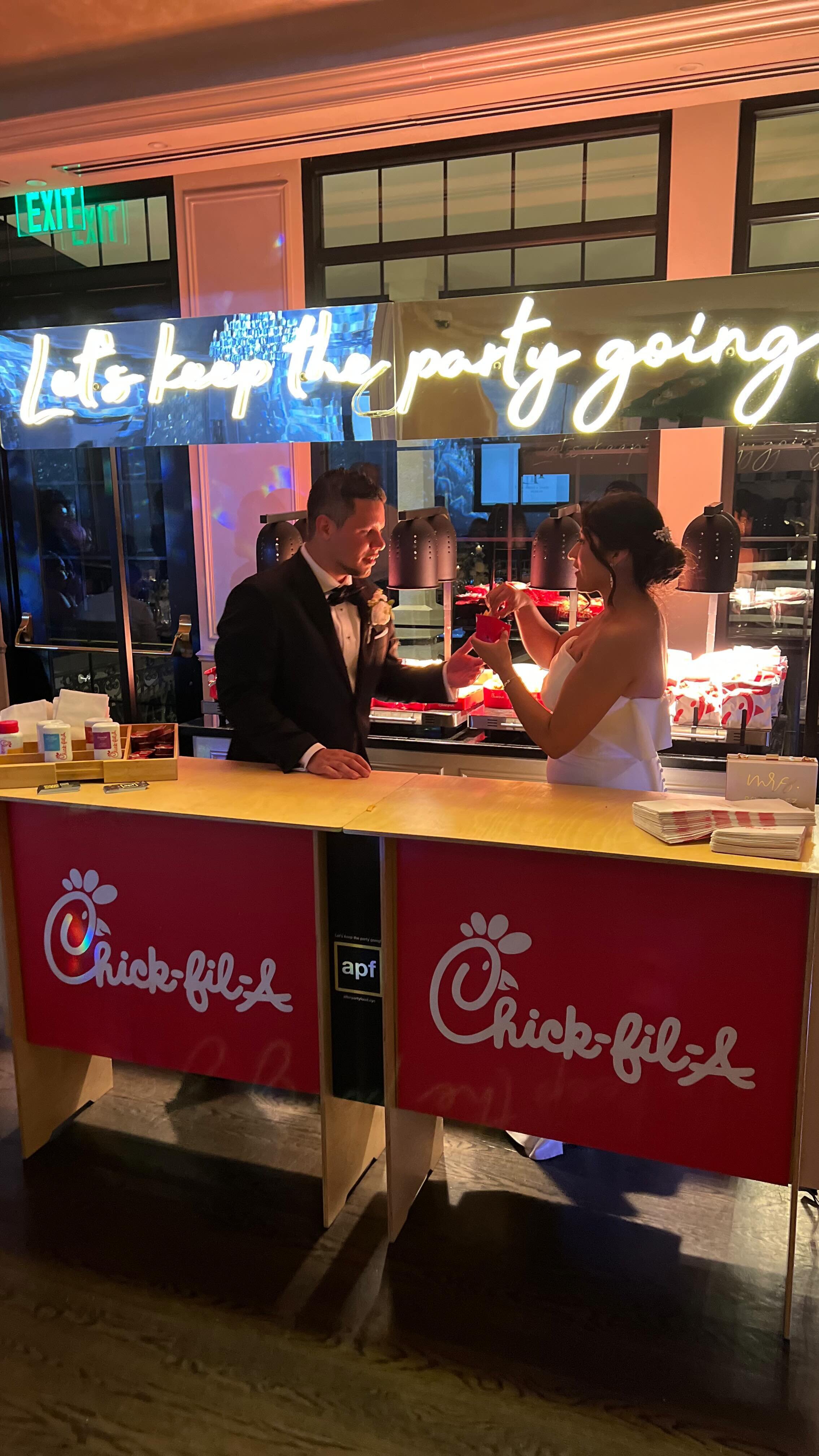 After Party Food - Late-night food and snacks for weddings and parties.