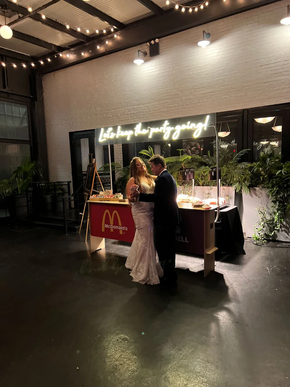 After Party Food - Late-night food and snacks for weddings and parties.