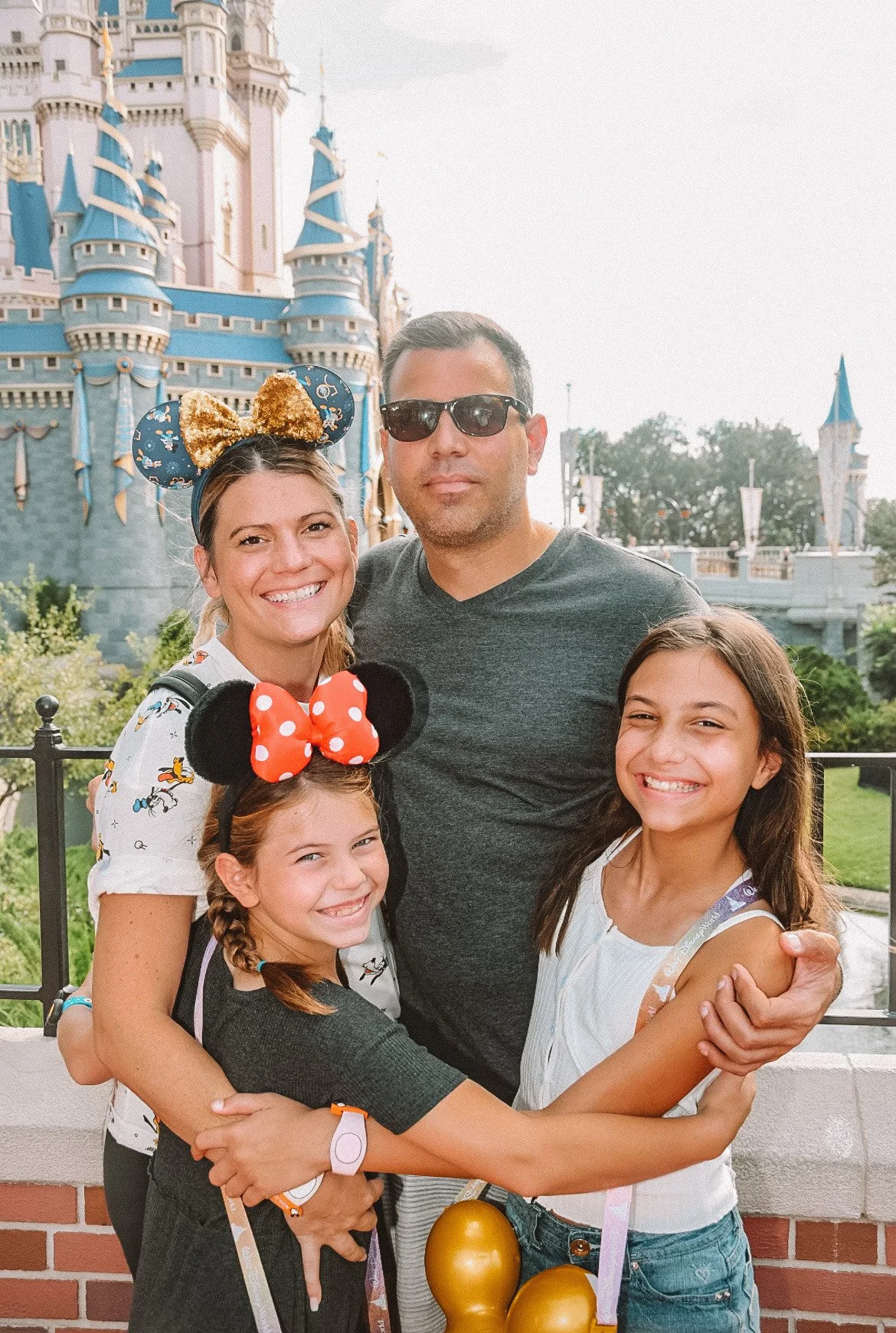 Disney Family Love Disney Castle In This House We Love Each Other To