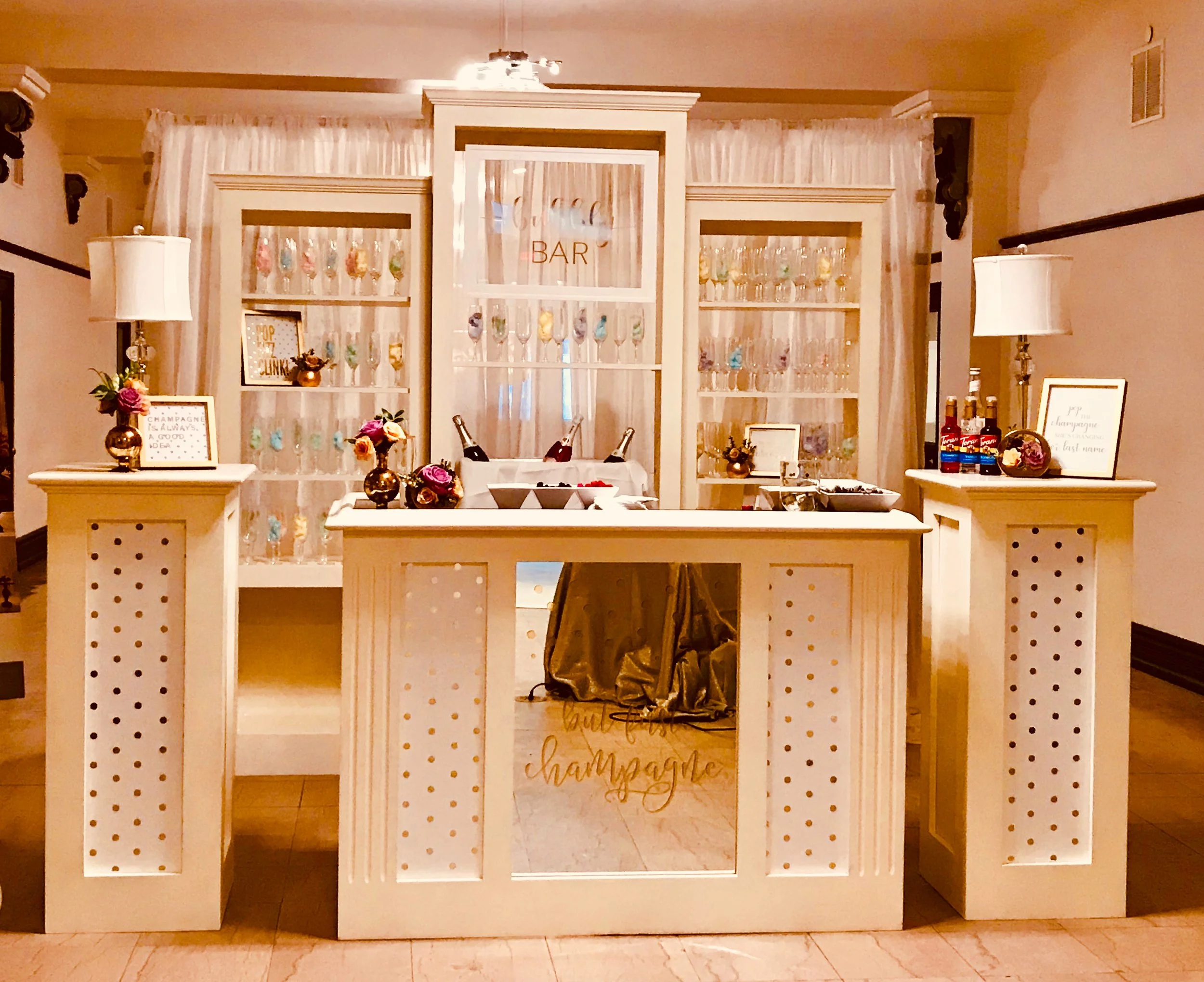 Boutique and Specialty Bars — Bartique Bars