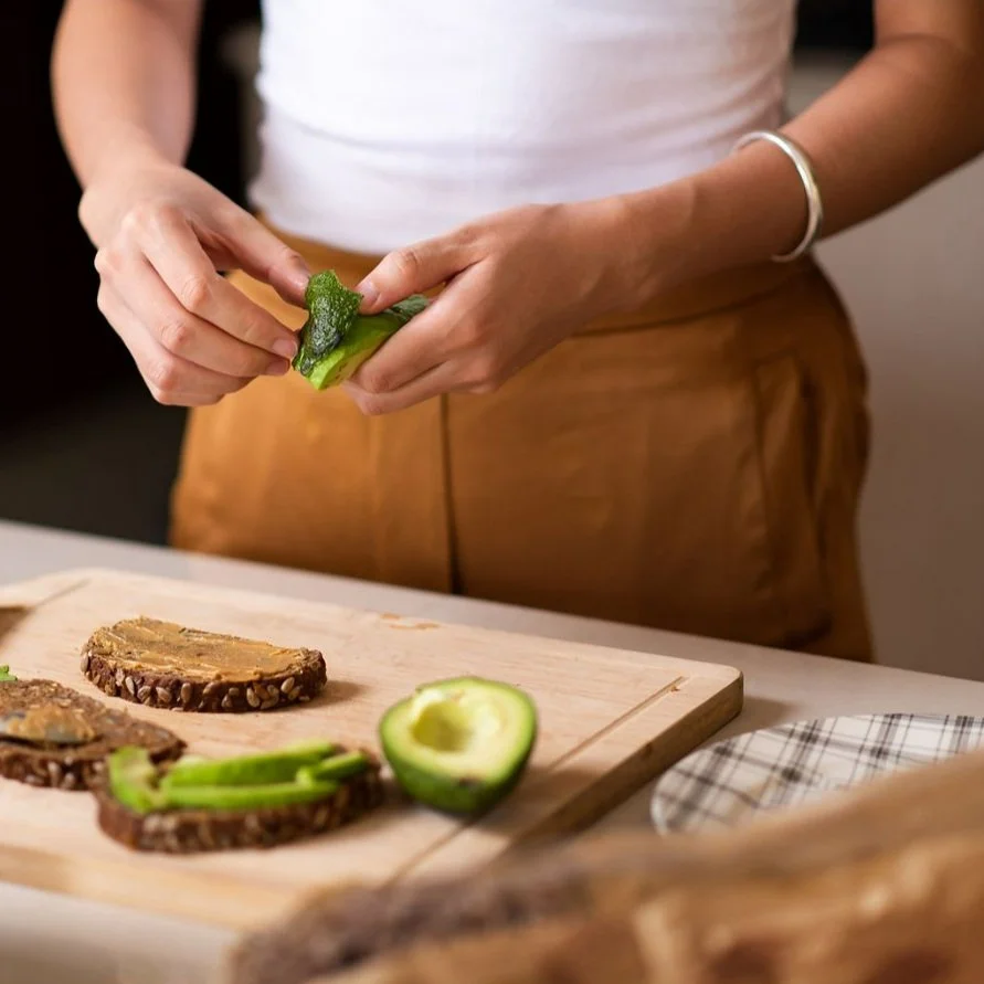 How A Hand Surgeon (Safely) Cuts Avocados — Dr. Nick Golinvaux