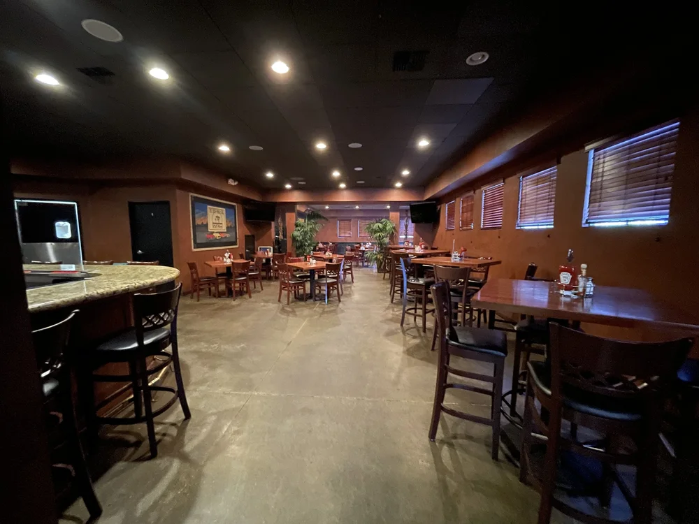 Photos — Crest Bar and Grill