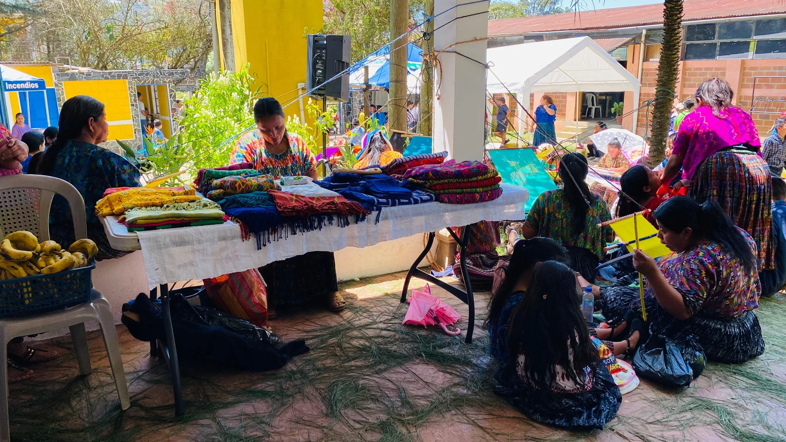 “La vida se teje y se defiende”: festival de tejeduría busca dignificar ...