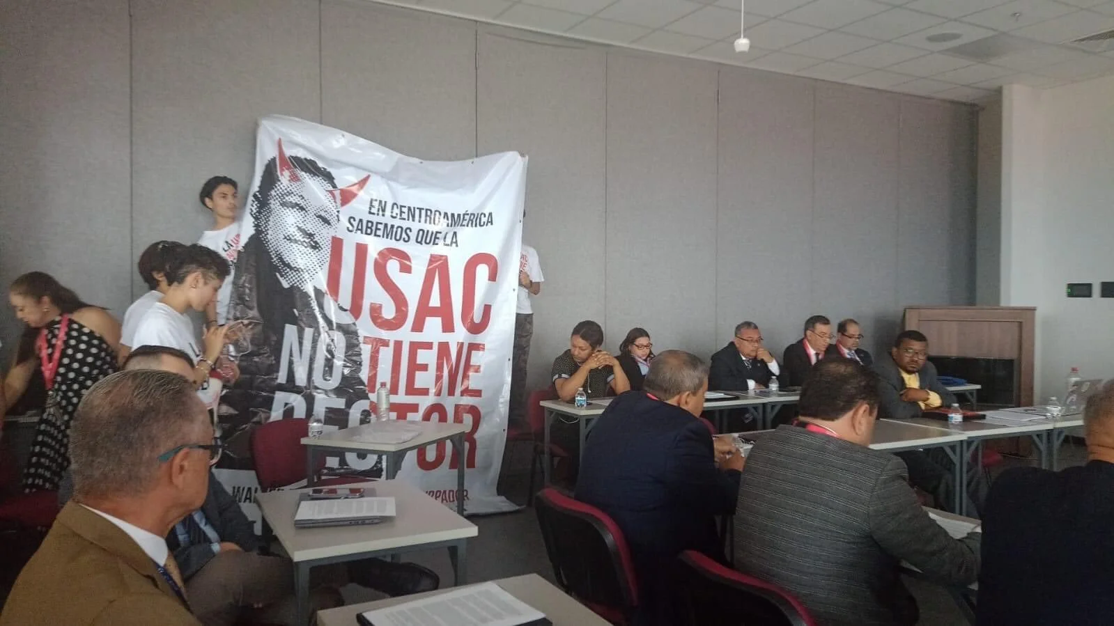 Estudiantes en Costa Rica piden expulsión de Walter Mazariegos de ...