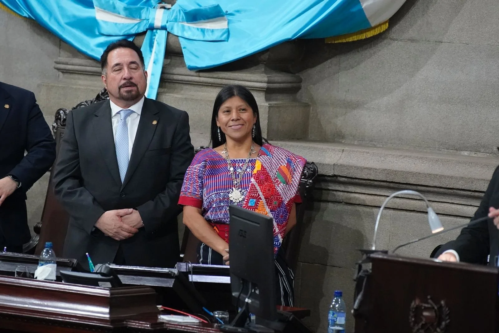Las tres posibles salidas legales para destituir a la fiscal general ...