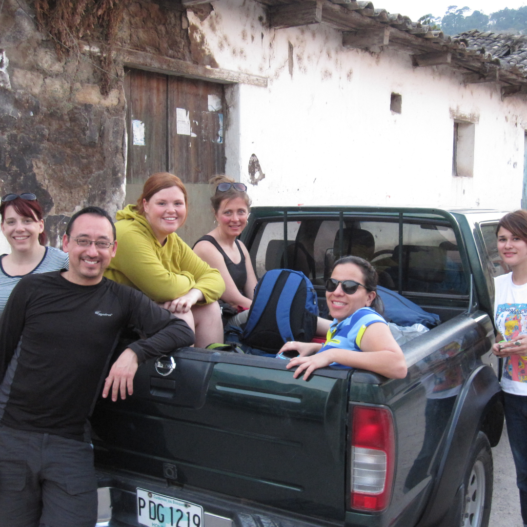 5 Compelling Reasons to Become a Volunteer with us — Chispa Project