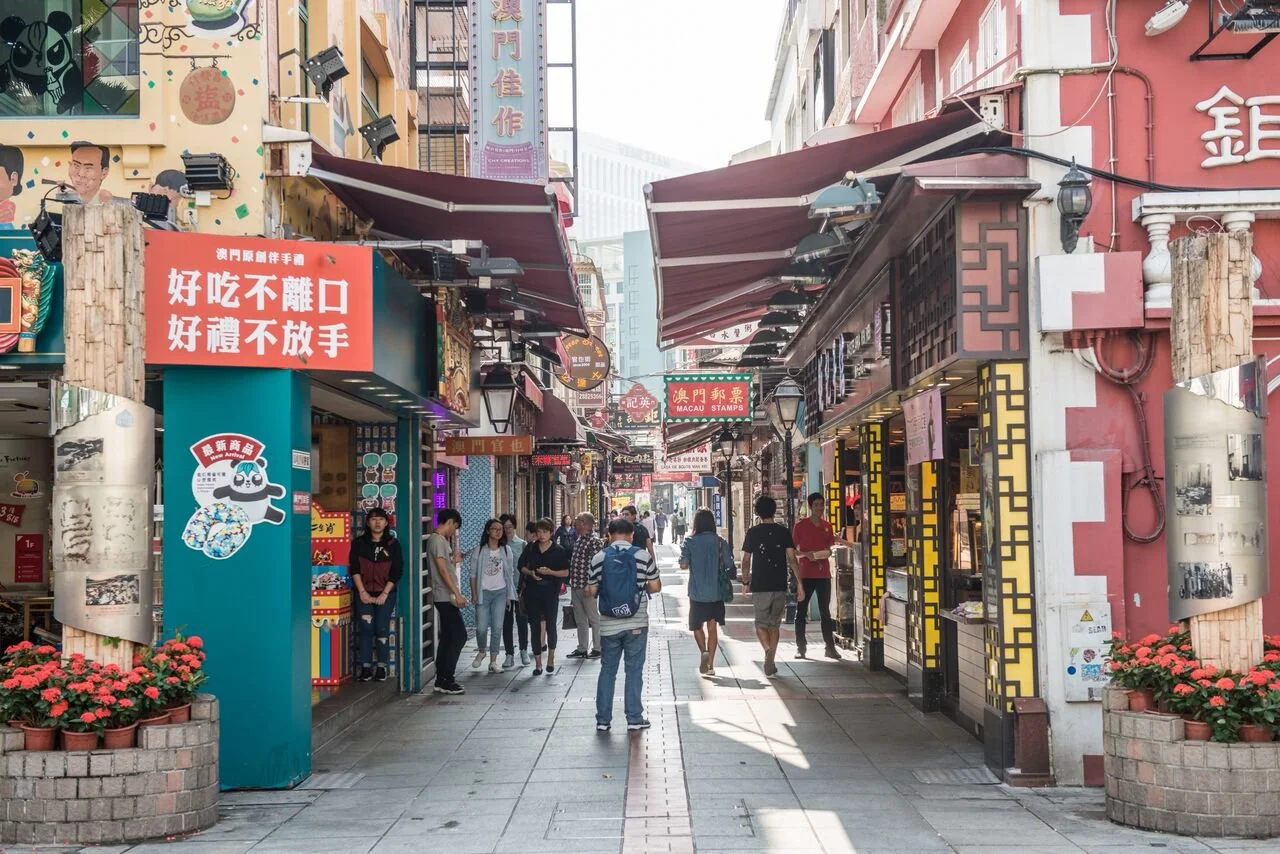 Macau Street Food Guide: 10 Local Street Food Items You Must Eat!