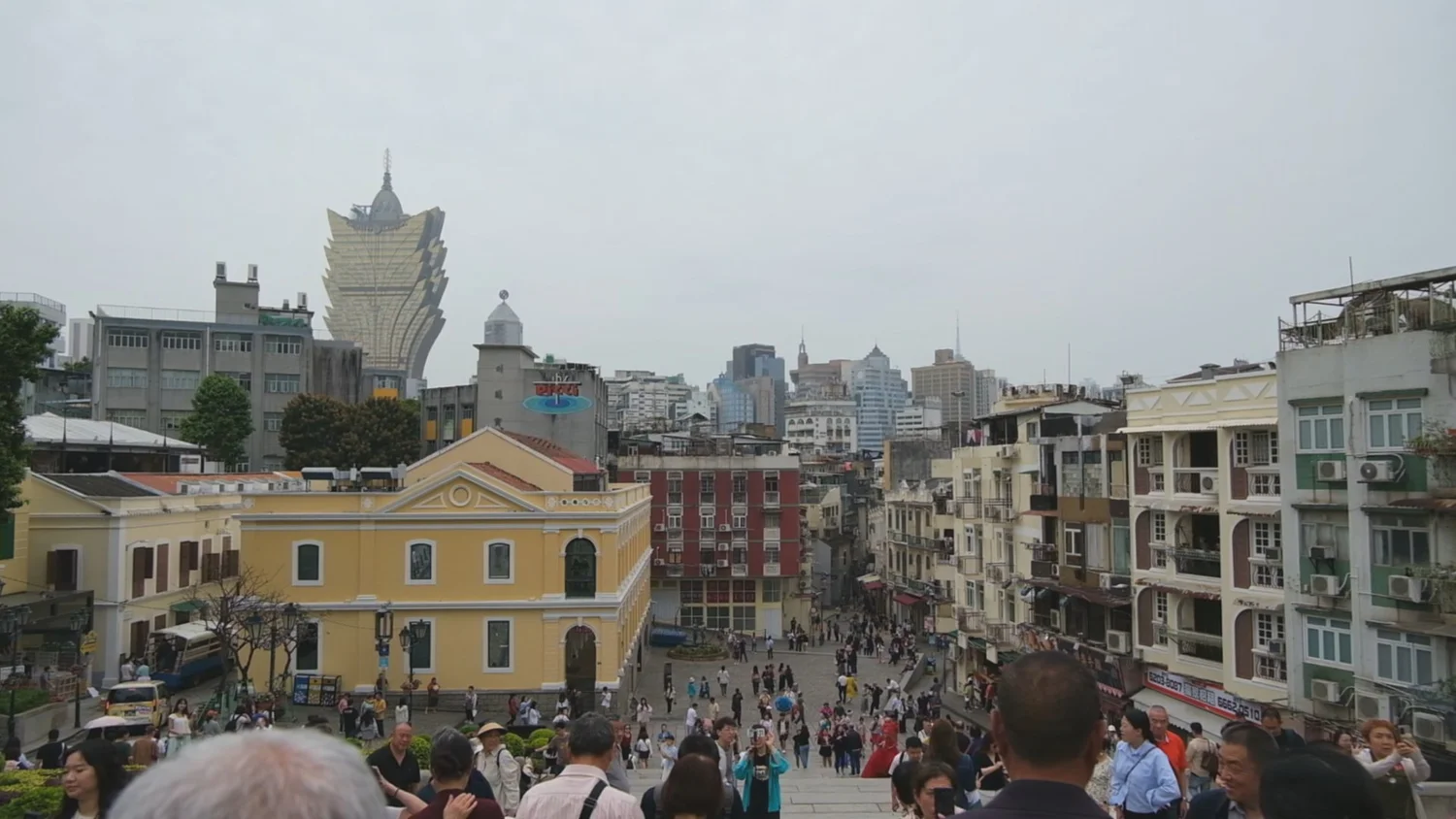 Ultimate 1 Day Macau Itinerary: A Guide to the Best Things to Do and Eat!