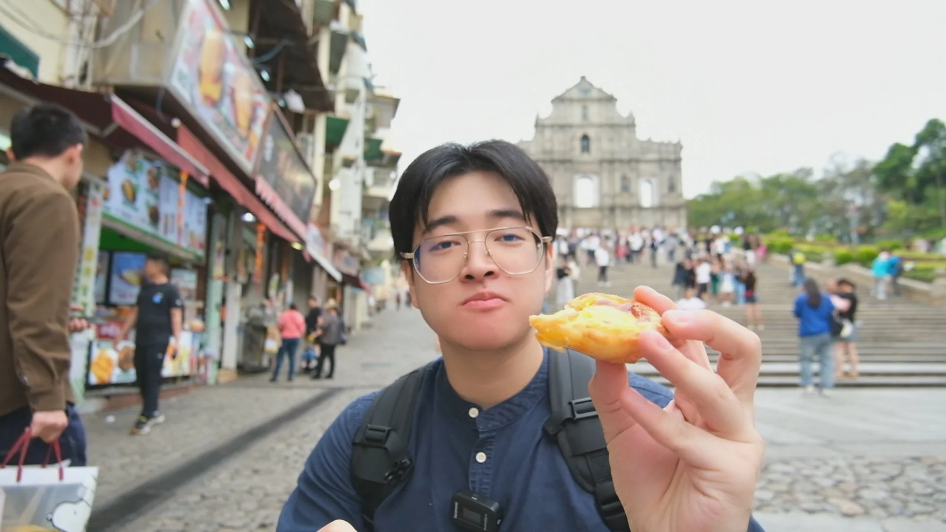 Macau Street Food Guide: 10 Local Street Food Items You Must Eat!