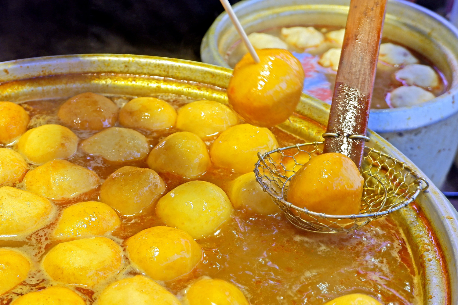 Macau Street Food Guide: 10 Local Street Food Items You Must Eat!