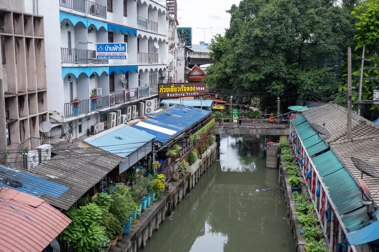 Exploring Boat Noodle Alley, The Best Place for Boat Noodles in Bangkok!