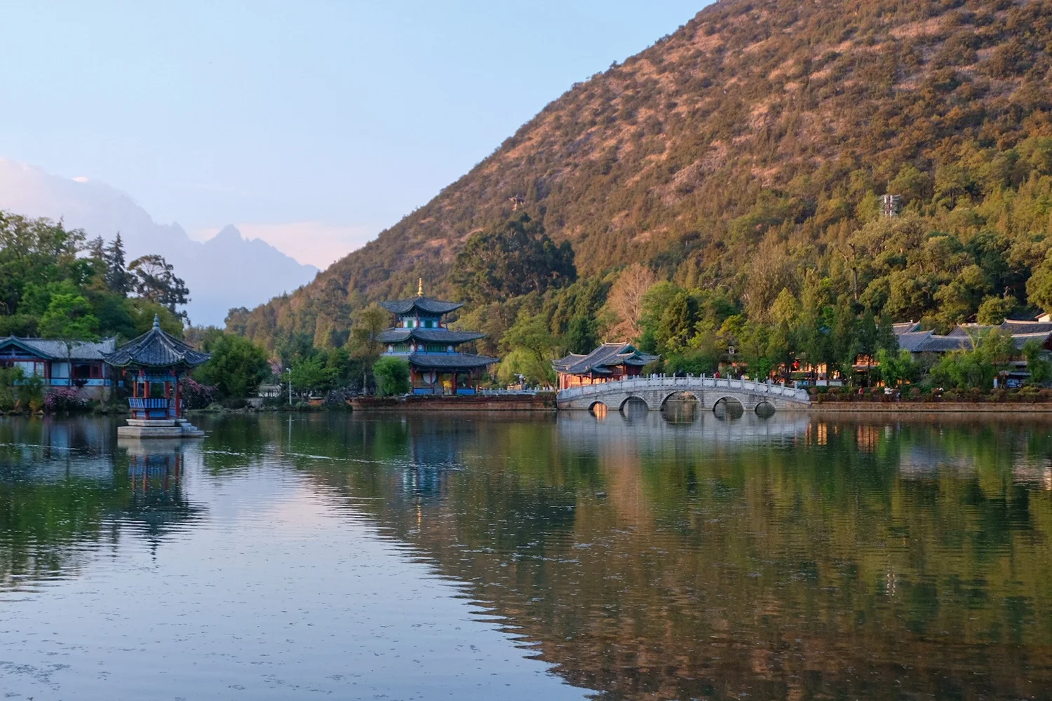 Black Dragon Pool, Lijiang. The Best Views of the Jade Dragon Snow Mountain