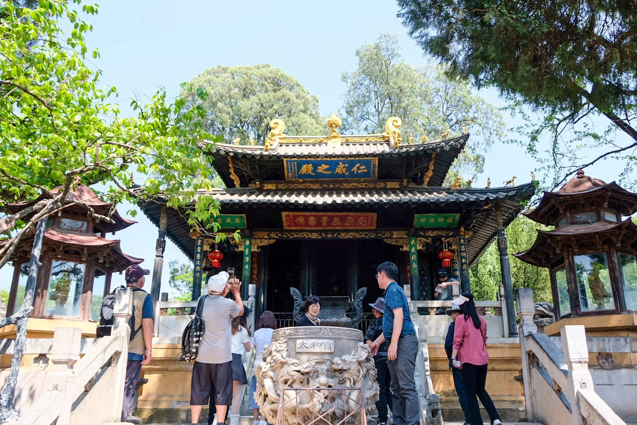 Exploring Kunming’s Golden Temple Park and the Legend of Chen YuanYuan