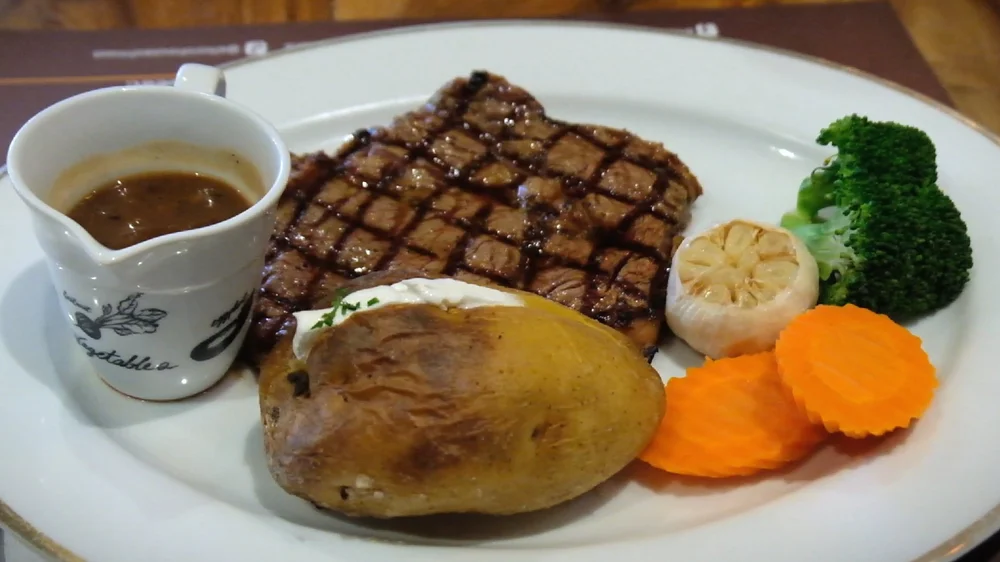 El Toro Steakhouse - Epic Argentinian Churrascaria Steak Buffet in Bangkok!