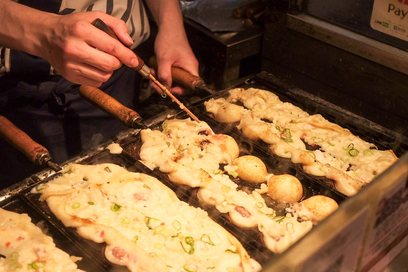 Foodie’s Guide to Dotonbori, What to Eat in Osaka’s Iconic Street Food ...