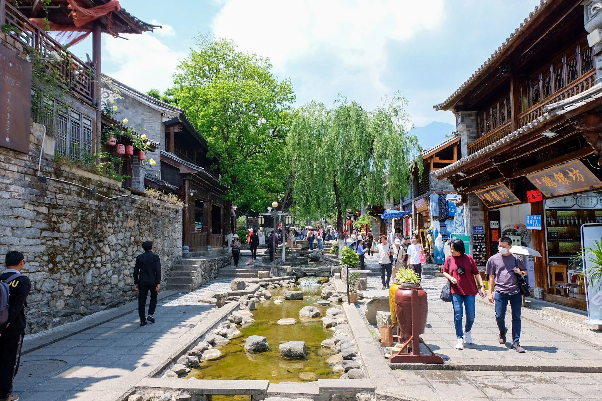 Exploring Dali Ancient City in Yunnan, What to see in the Historical ...