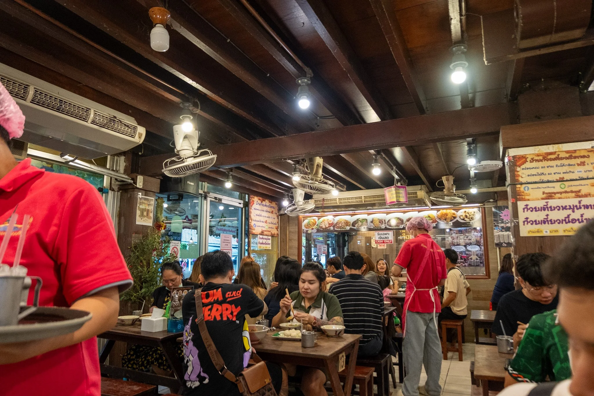 Exploring Boat Noodle Alley, The Best Place for Boat Noodles in Bangkok!