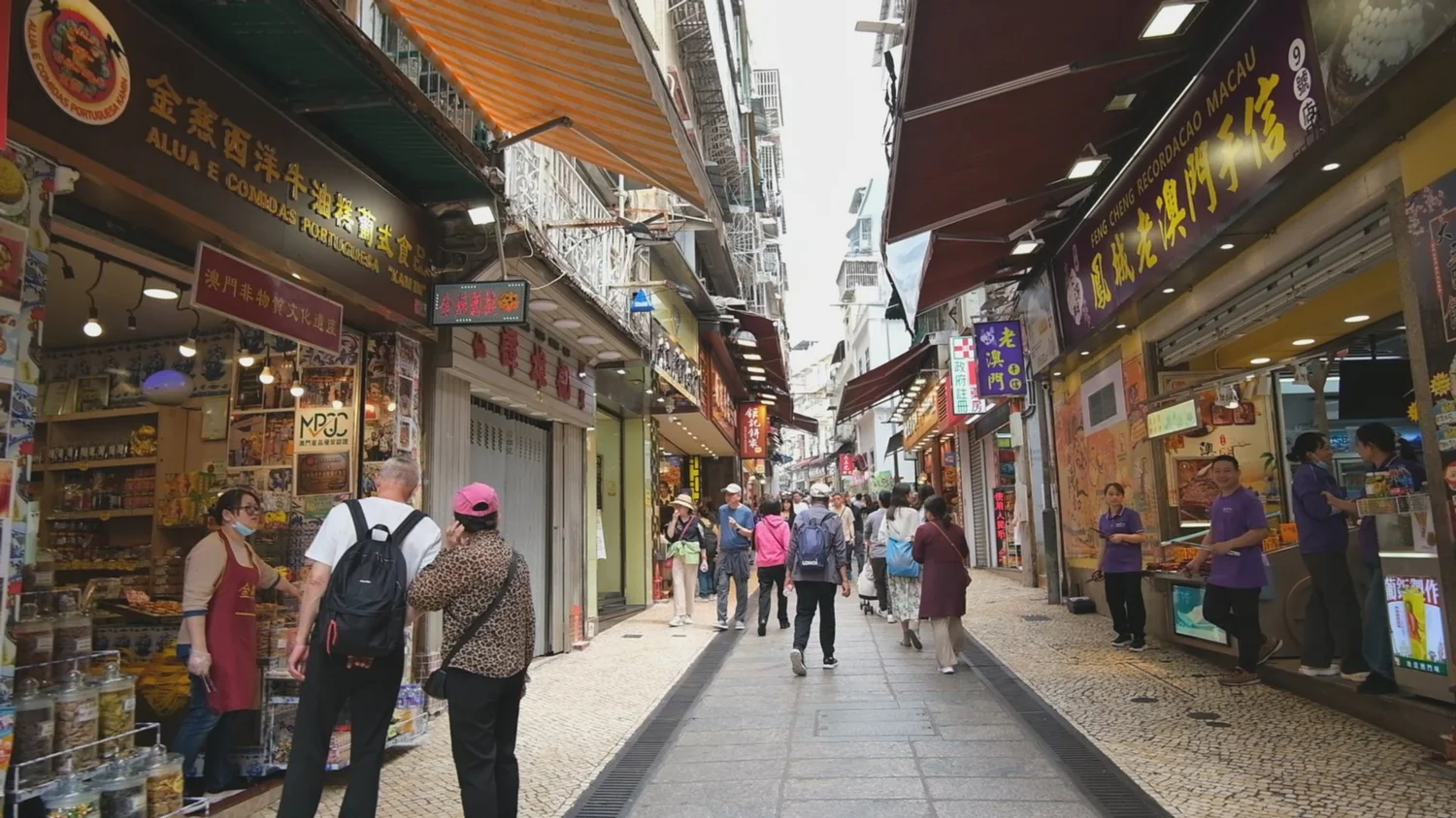 Ultimate 1 Day Macau Itinerary: A Guide to the Best Things to Do and Eat!