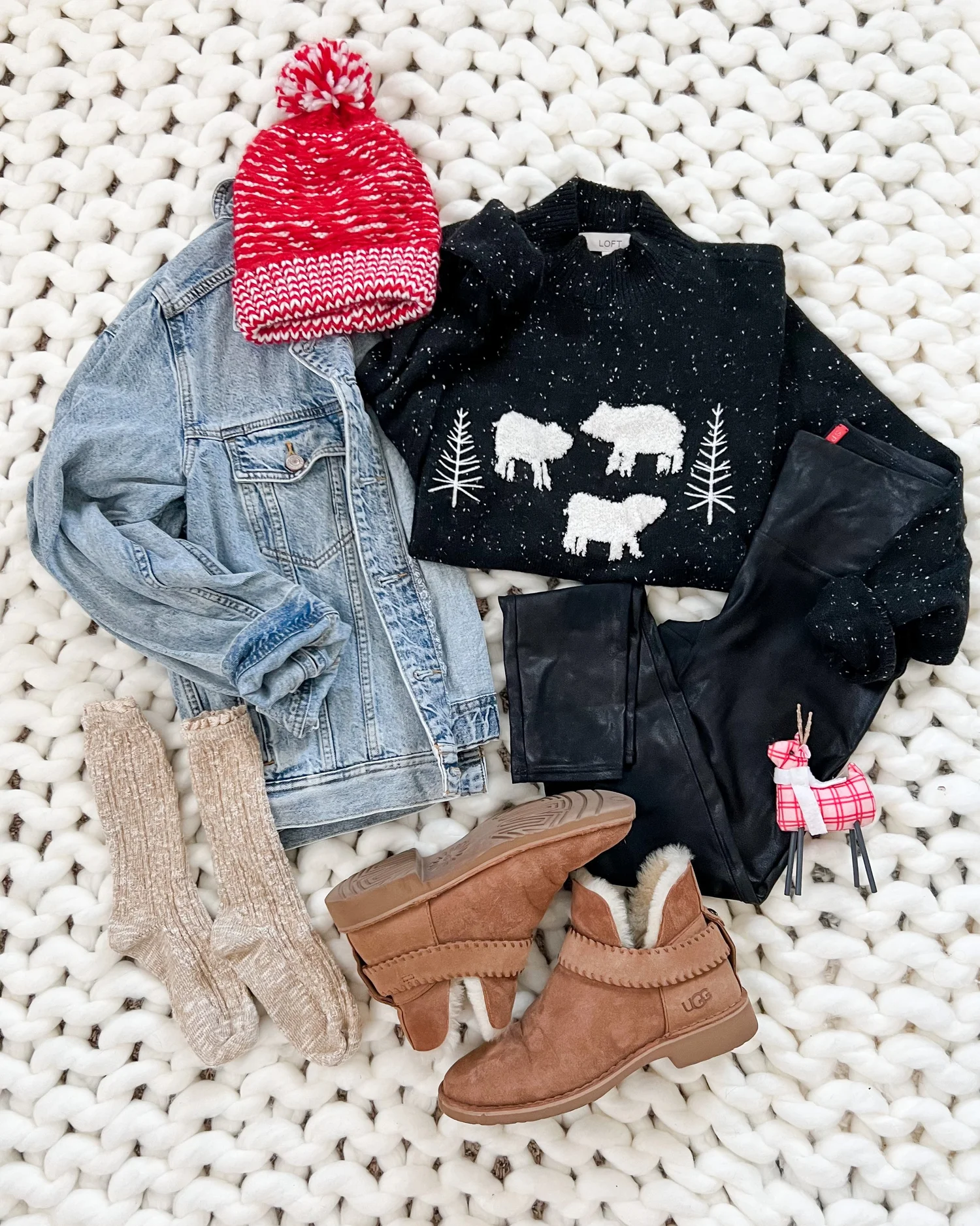 6 Cute Christmas Sweaters and Outfits You'll Love — serenaajoyce