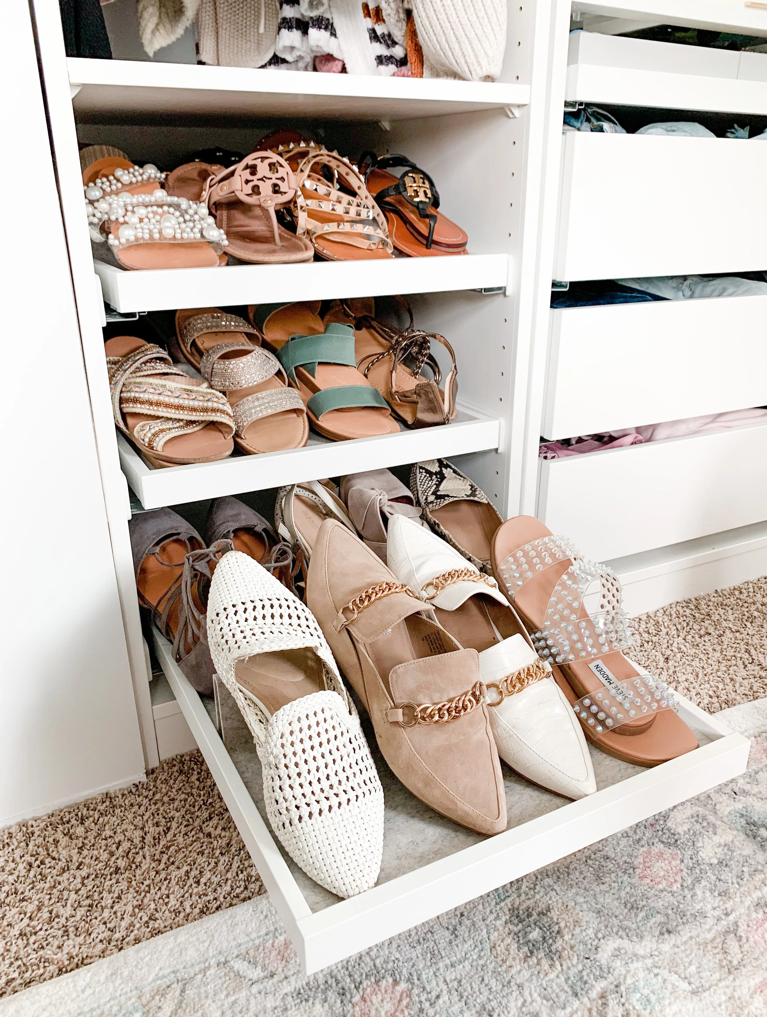 Everything I Used To Make A Walk In Closet Office (Cloffice) — serenaajoyce