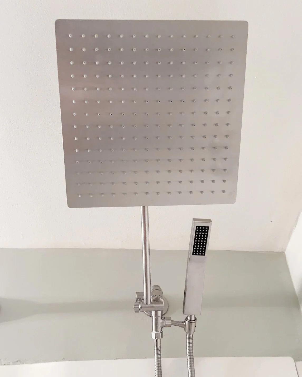 5 Simple Ways To Make Your Shower Feel Like A Luxury Spa — serenaajoyce