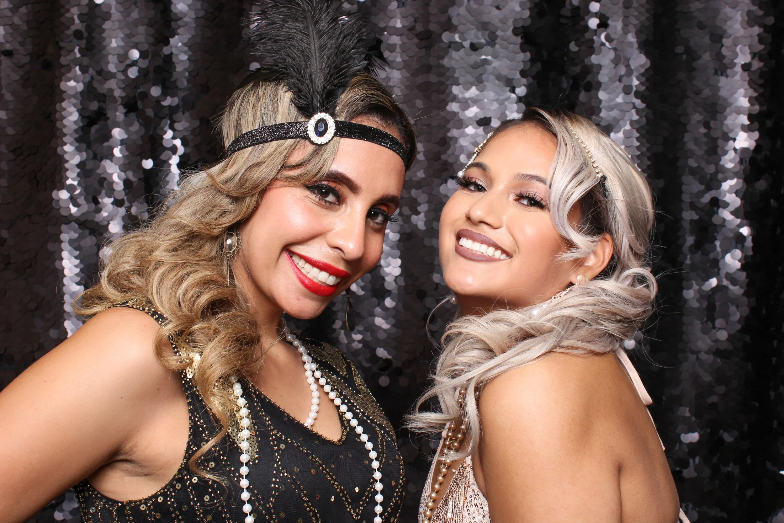 NYC PARTY BOOTH - The Photo Booth Ultimate Experience