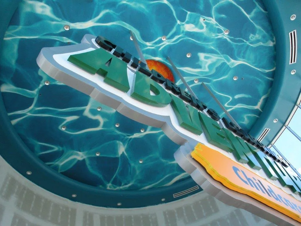 Illuminated Storefront Signs — American Signs - Nationwide Design ...