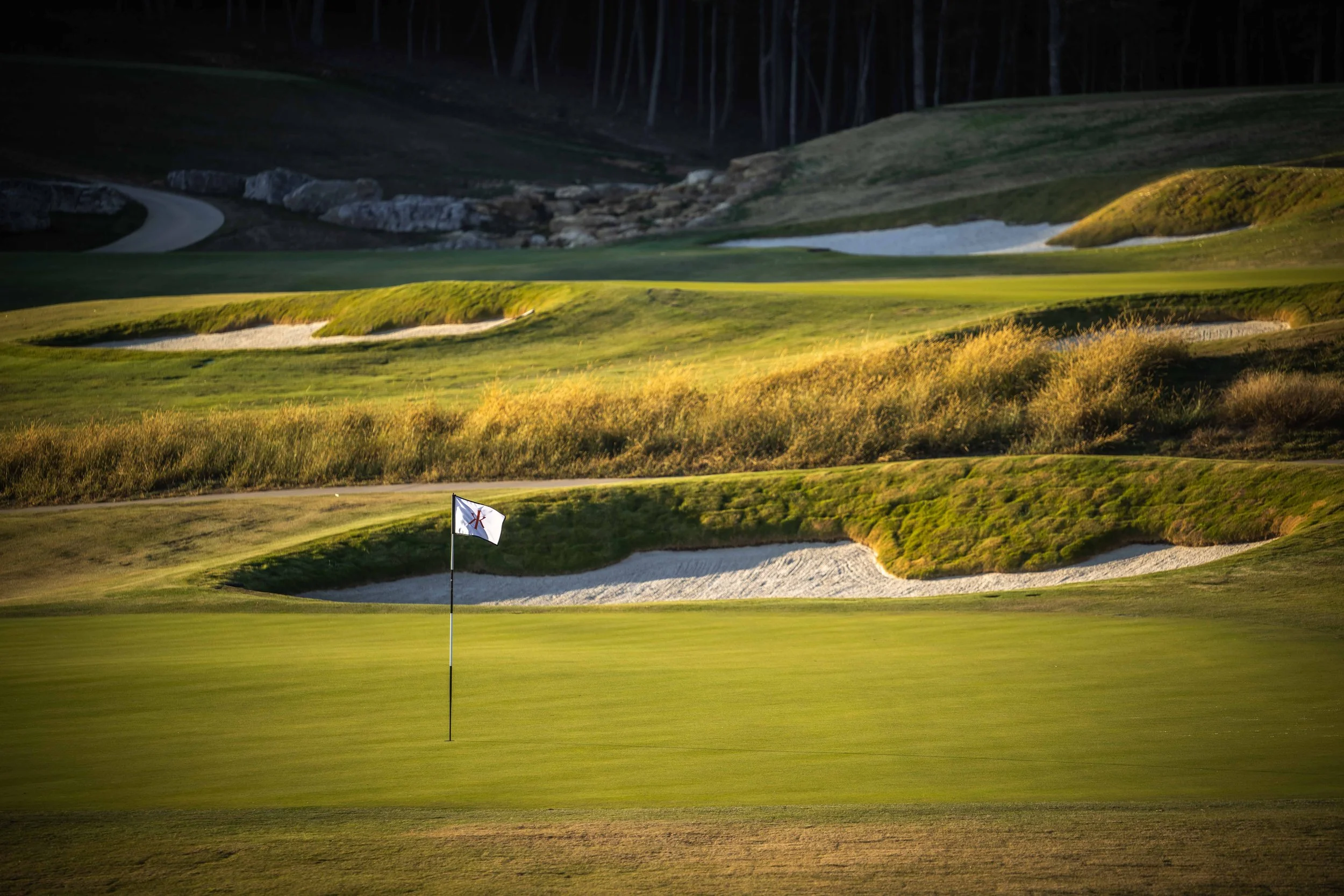 GOLF ABOVE THE CLOUDS — THE MCLEMORE RESORT ON LOOKOUT MOUNTAIN, GEORGIA