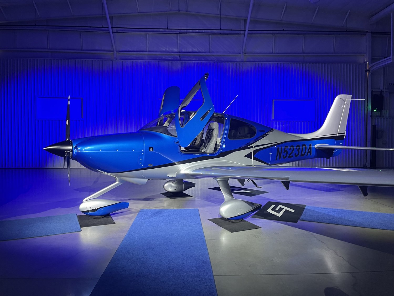 Cirrus Flight Training — OpenAir Flight Training