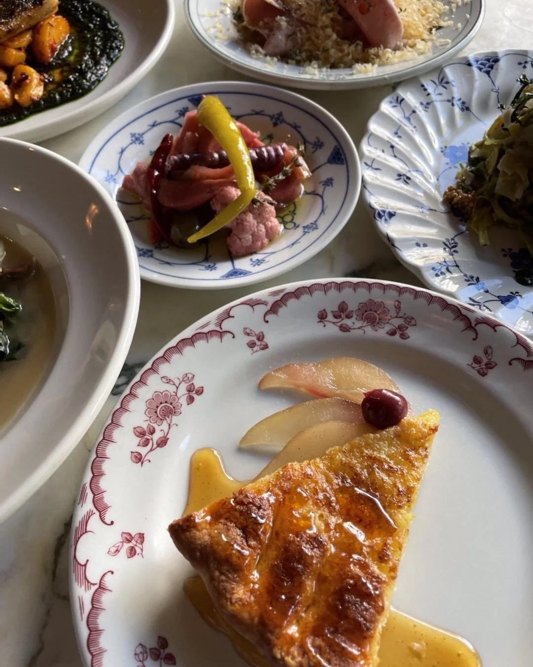 Inga's Bar. Restaurant Review. — thehummingbirdpost.com