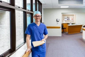 Dr Rhett Morton