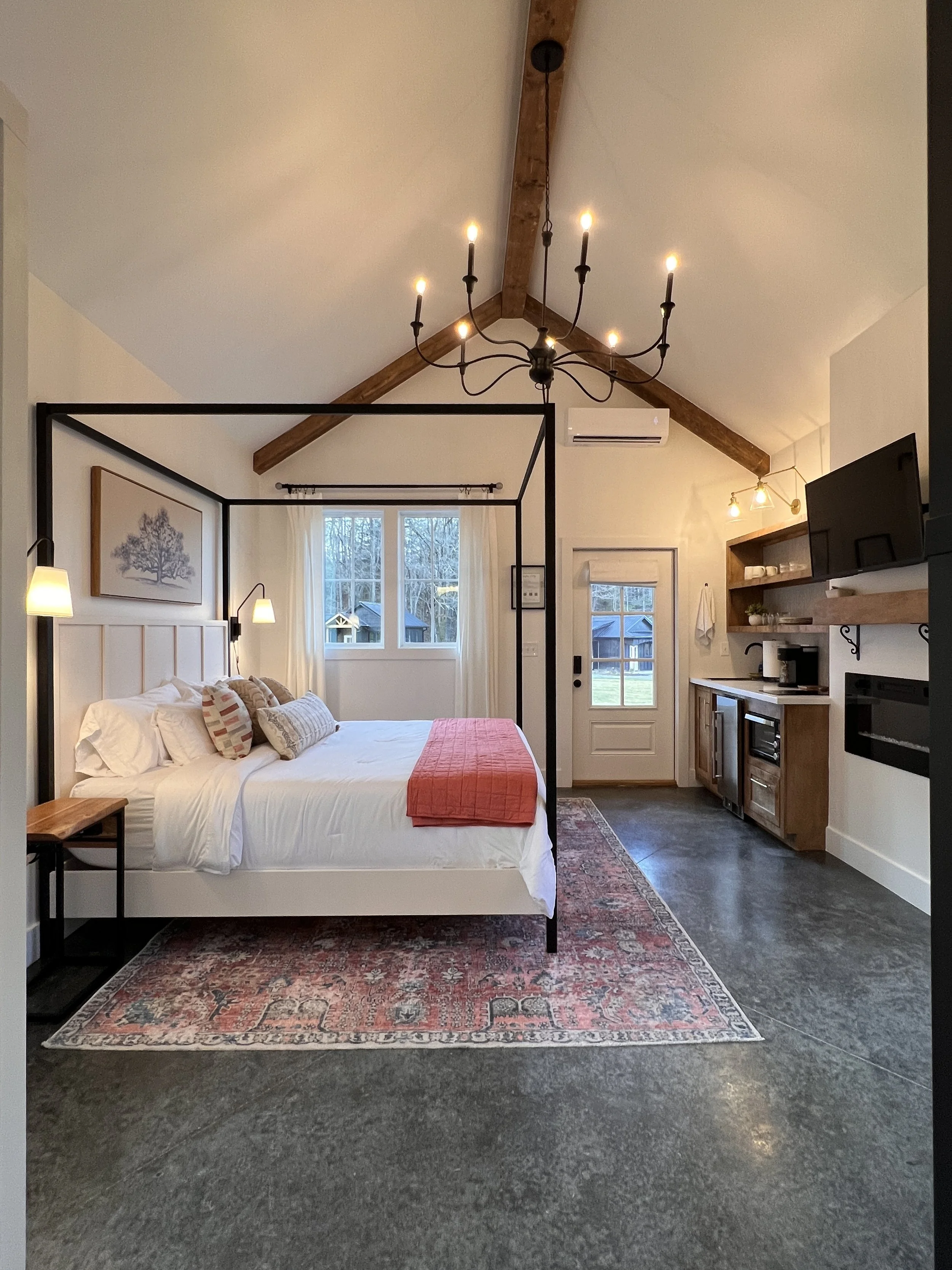 Anson Arbor Farm | Vacation Cottage Rentals Sevierville, TN