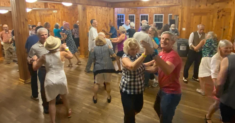 Thursday Nite Swing-In Dance