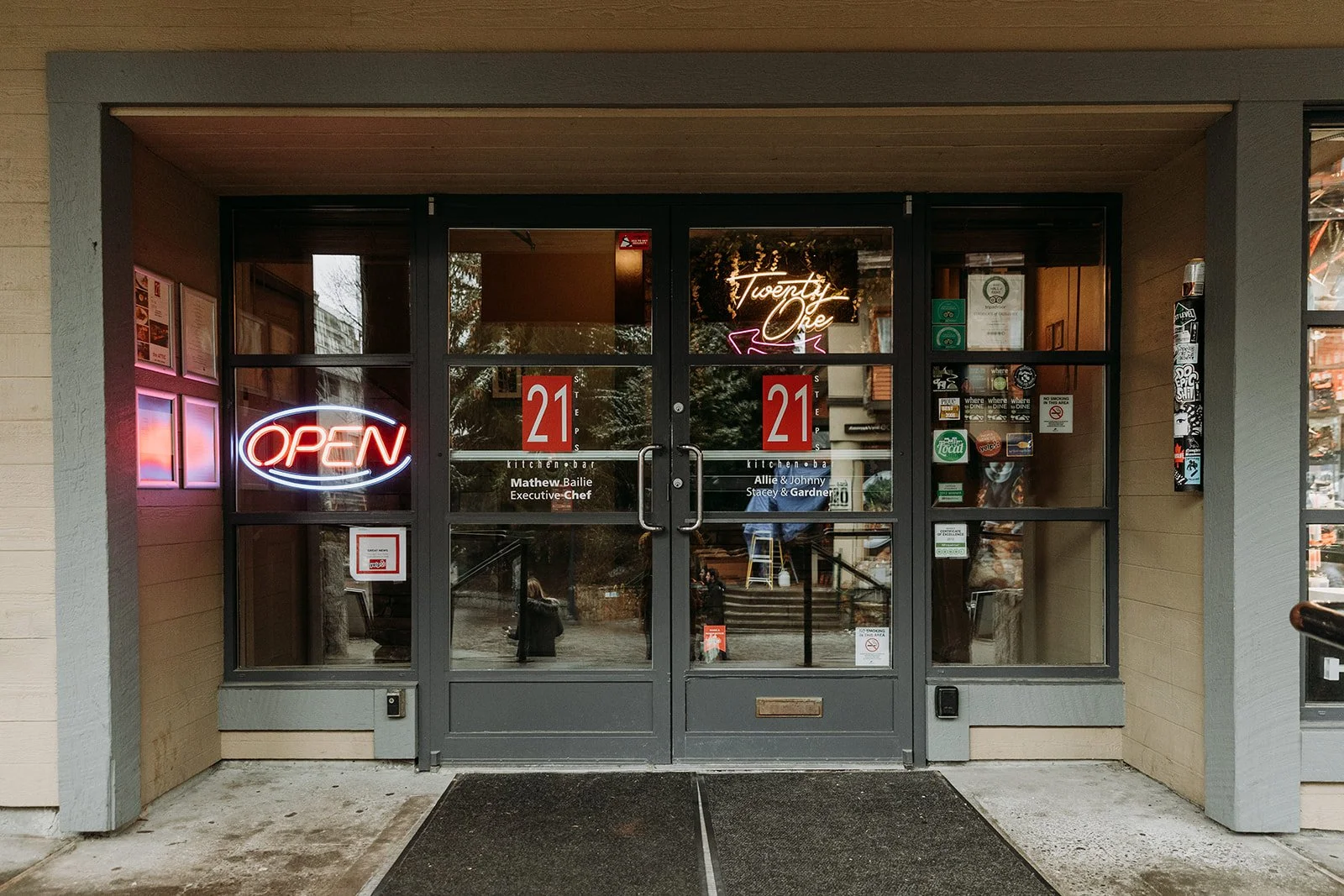 Gallery 1 — 21 Steps