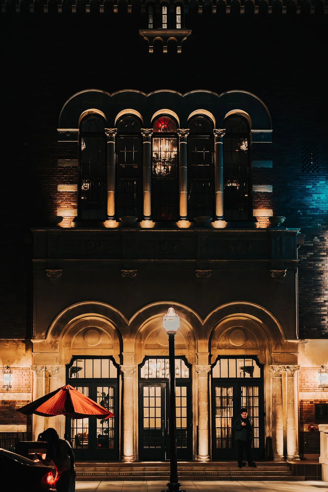 Historic Star Lounge Restaurant & Bar | Sacramento, CA