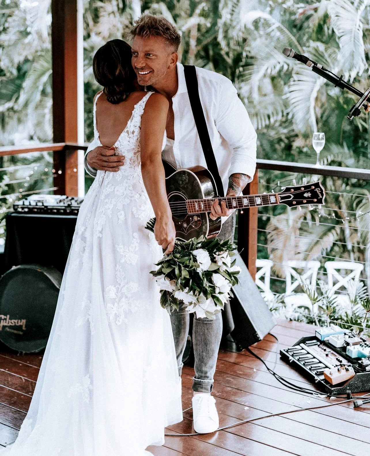 Gallery — Wedding Singer & DJ + Wedding Videography