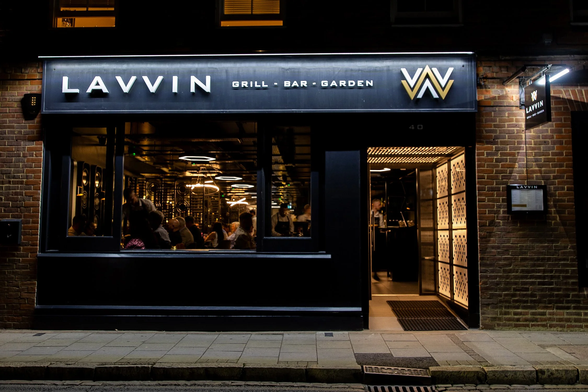 Contact 3 — Lavvin Restaurant