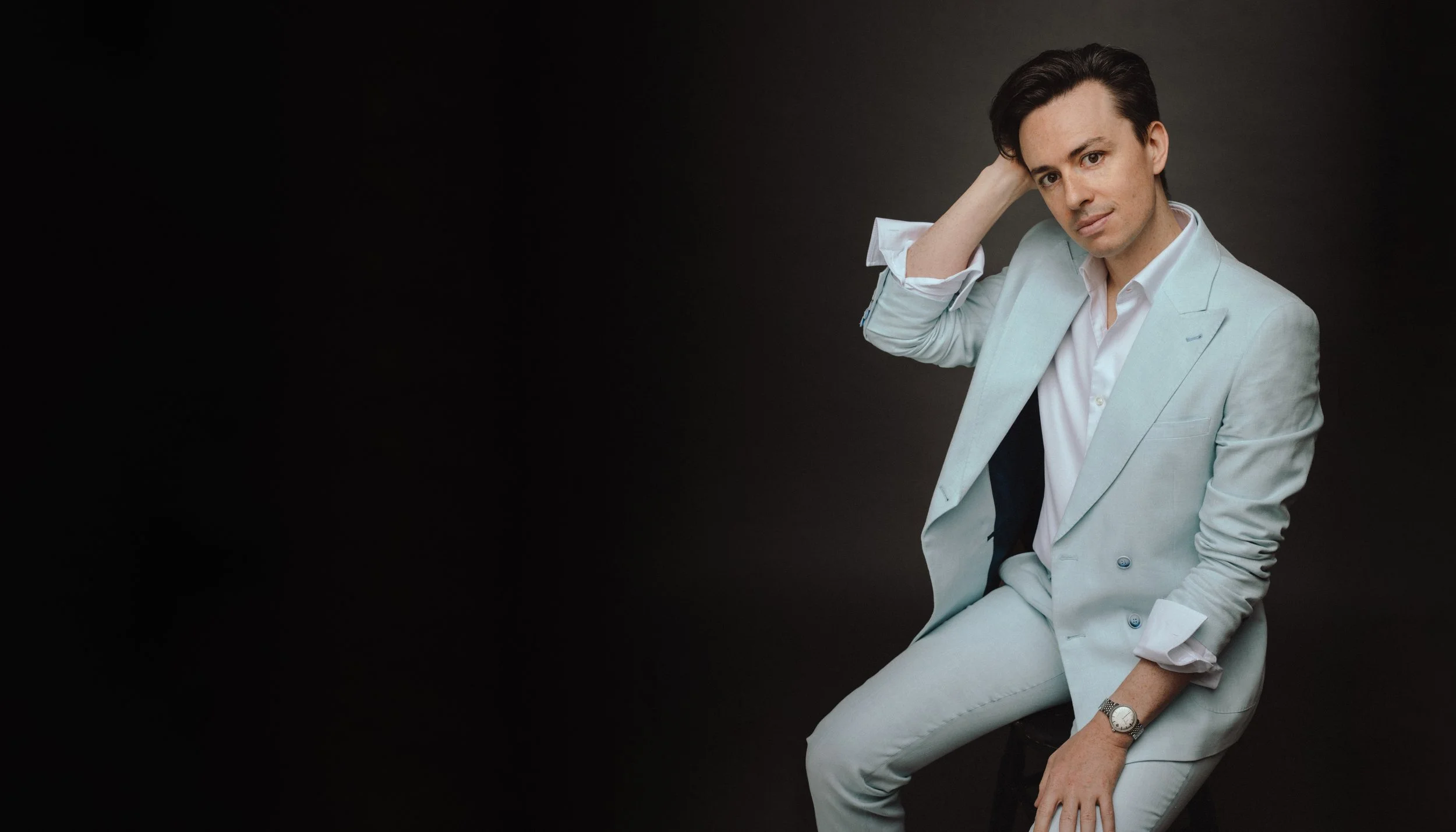 About — RAY CHENEZ countertenor