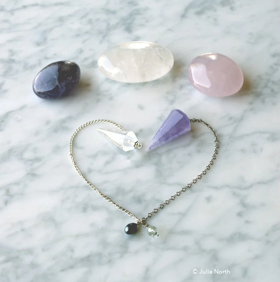 Pendulums 101: how to choose a pendulum | Blog | Julia's Spirit Blog
