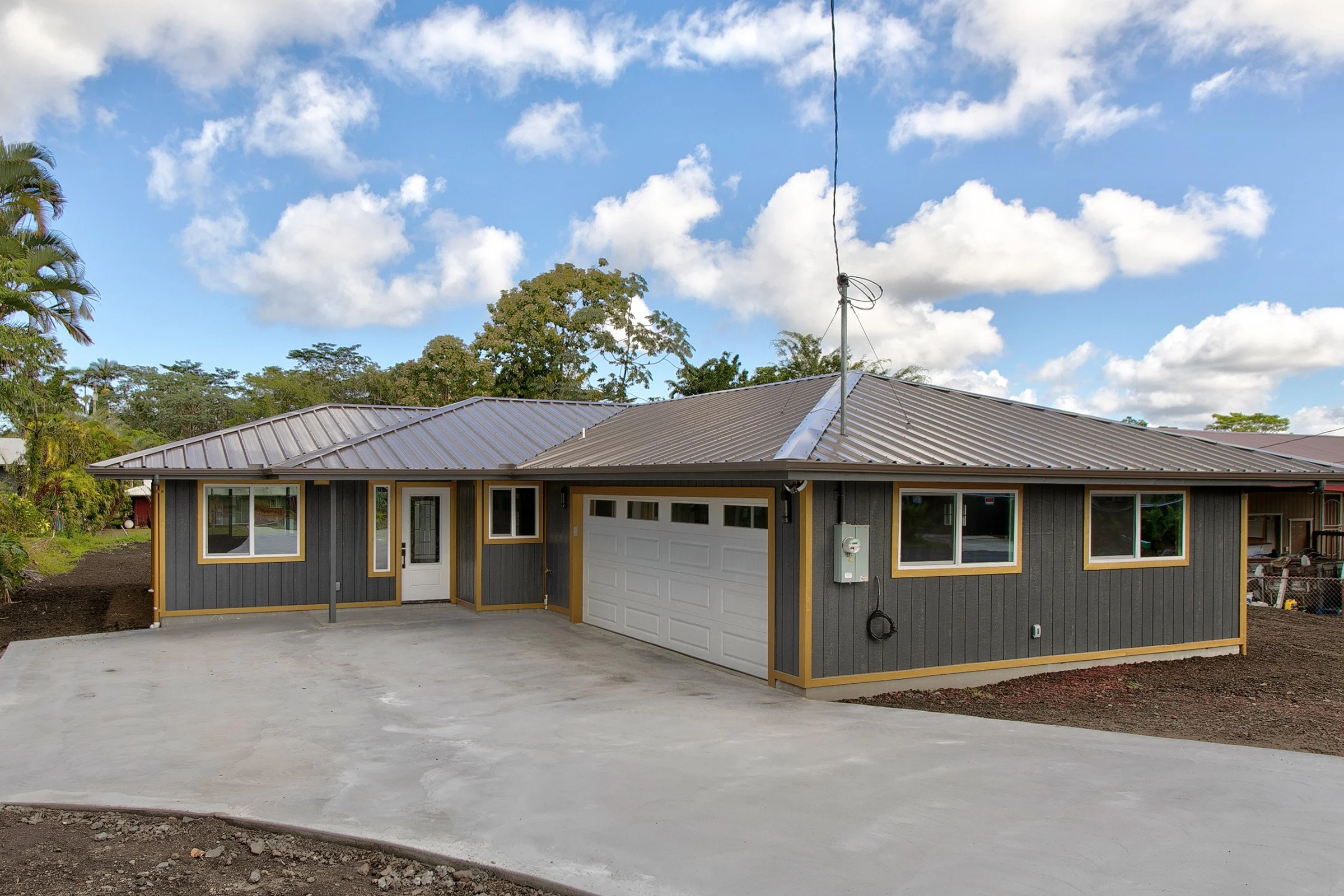 About — Max Gainz Inc.