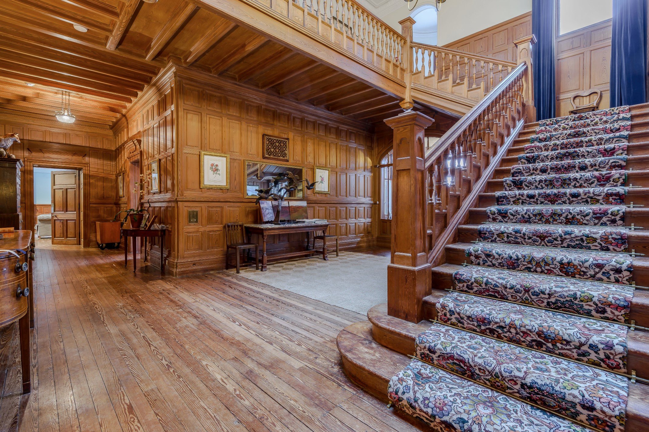 GALLERY — Persie House