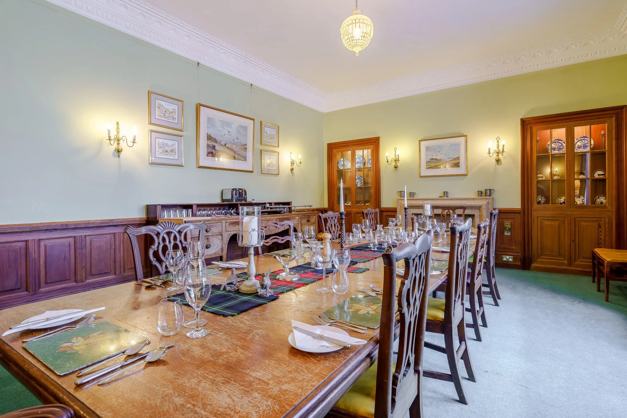 GALLERY — Persie House