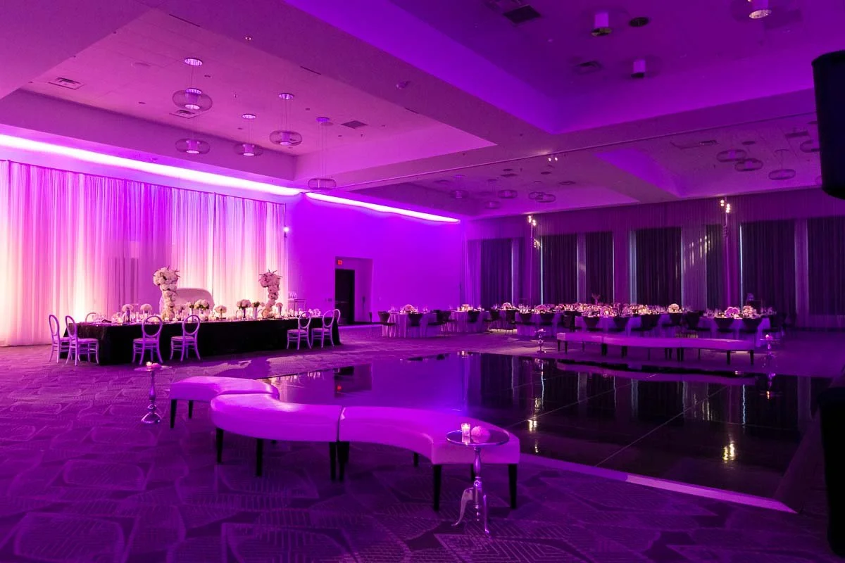 Radisson Blu Mall of America Wedding — Julia LaCroix Styled Events