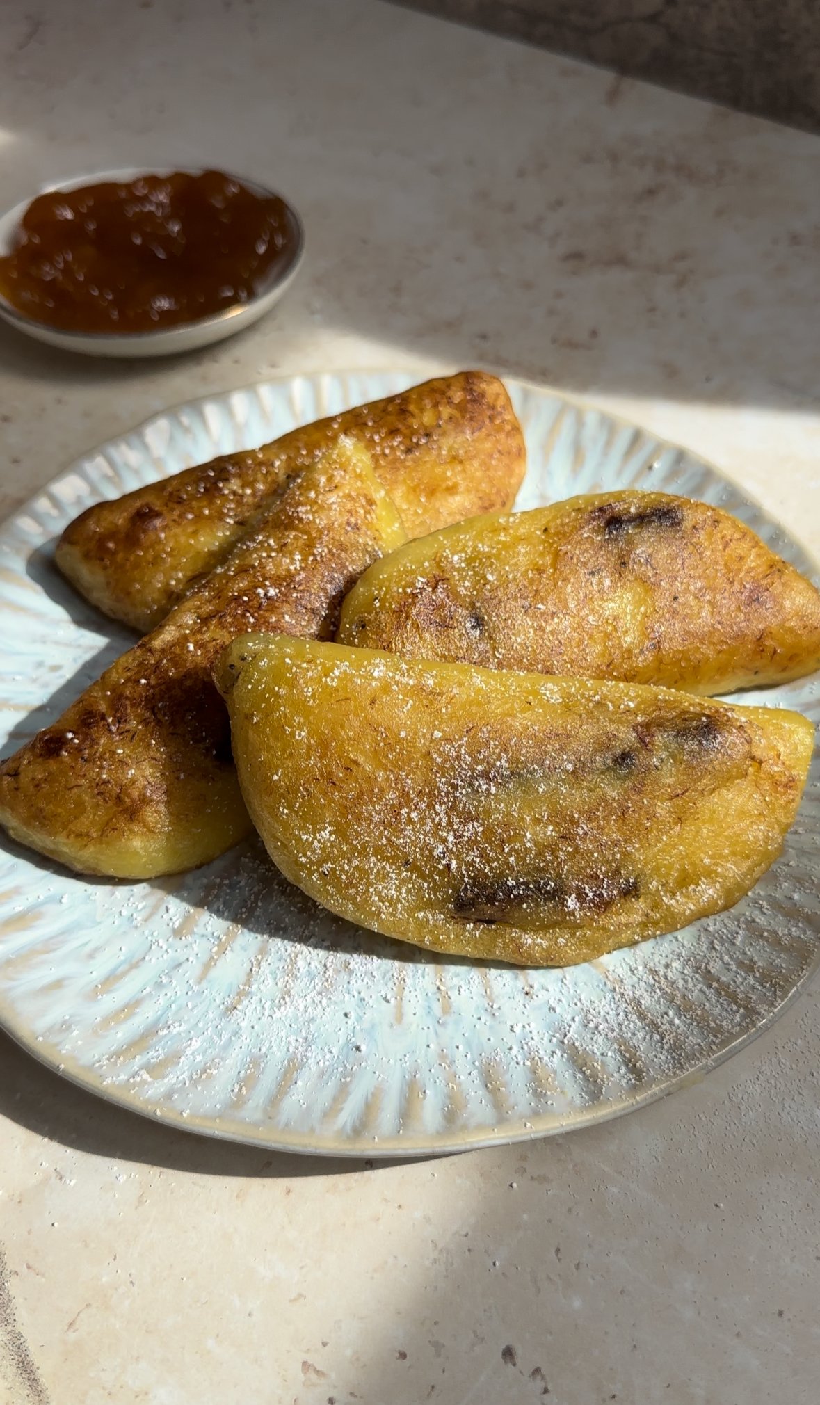 Chocolate plantain empanada — Truffle&Egg recipes