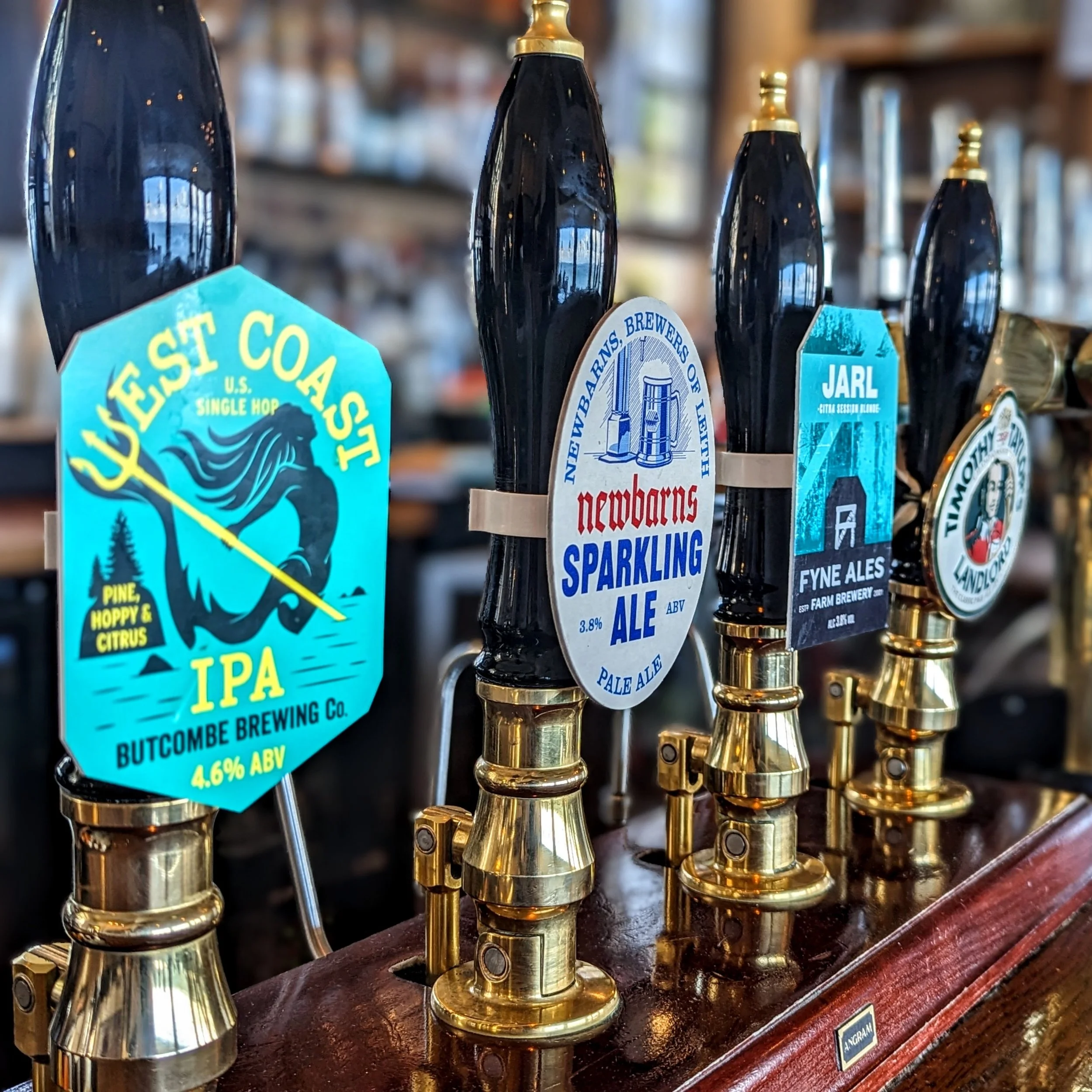 Old Chain Pier/MENUS